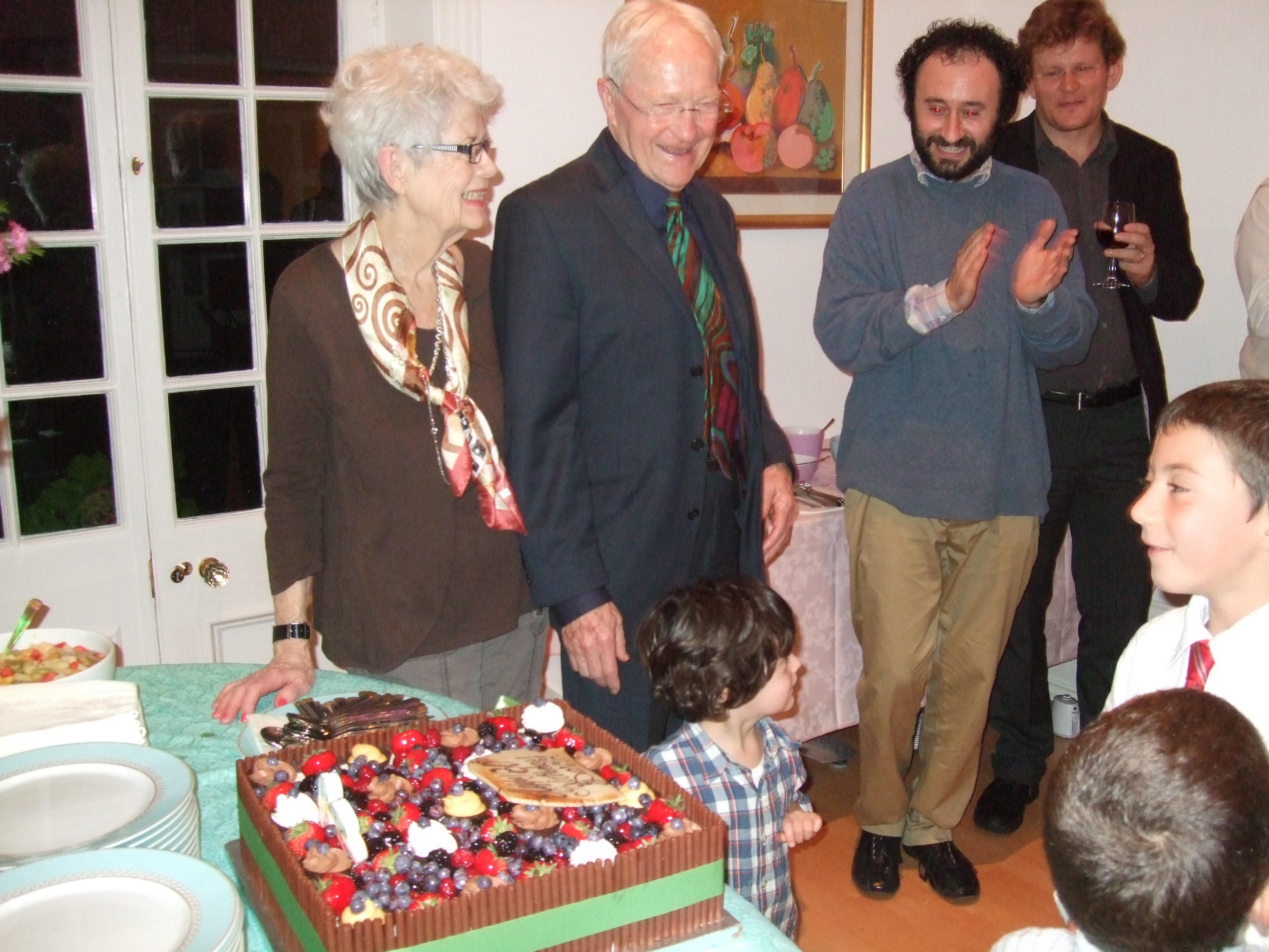 Index of /~peterc/alessandrosparty